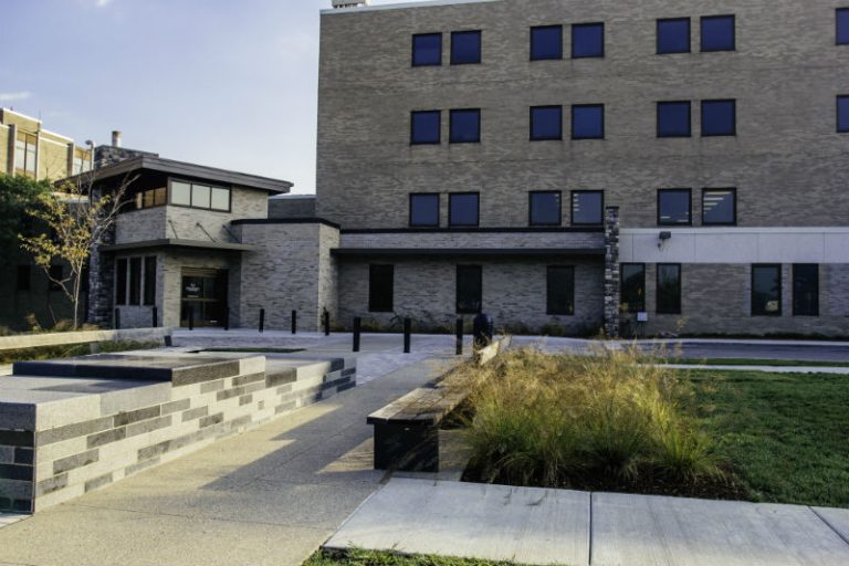 Signs and Symptoms of Suicidal Ideation | StoneCrest Center